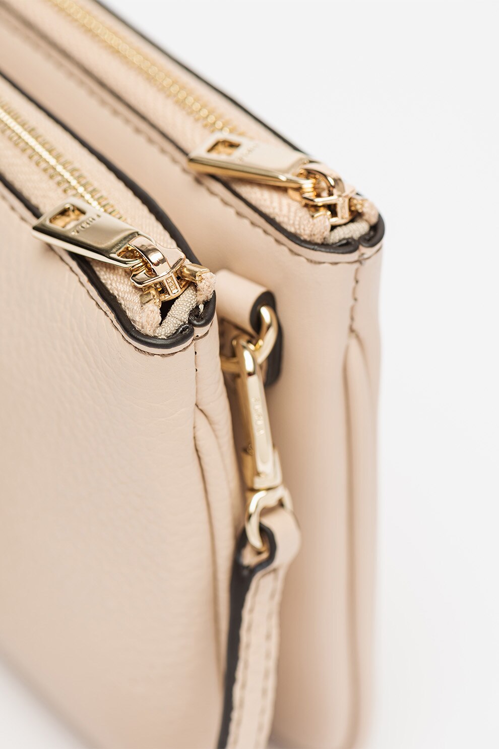 Furla, Geanta crossbody de piele Miastella, Alb fildes - eMAG.ro