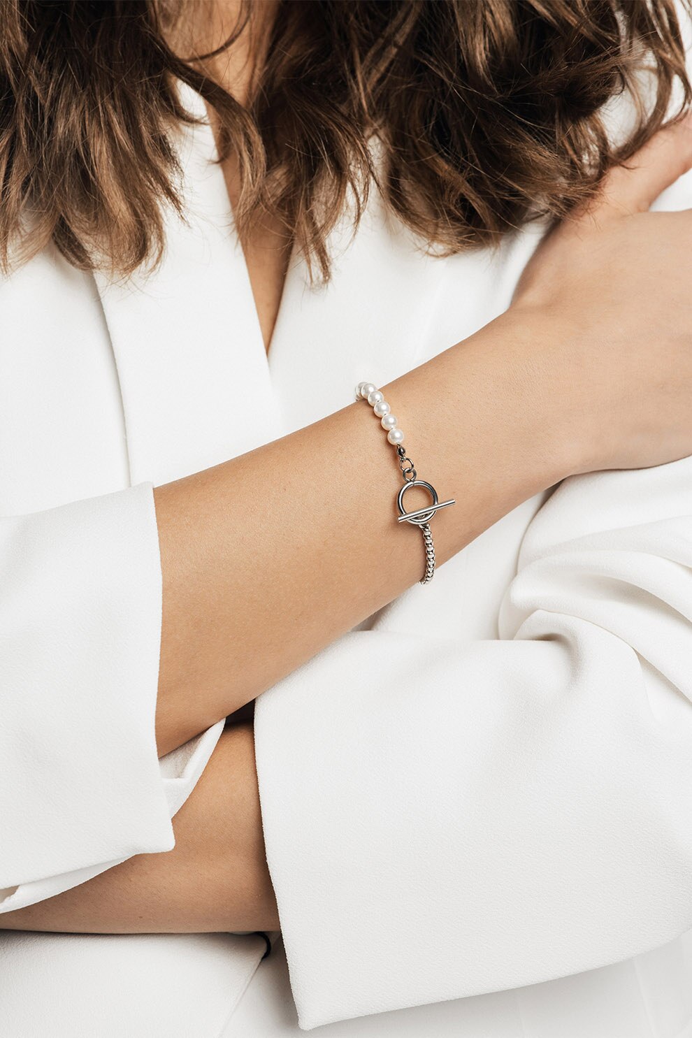 Isabella Ford, Гривна от неръждаема стомана с перли, Бял, Сребрист ...