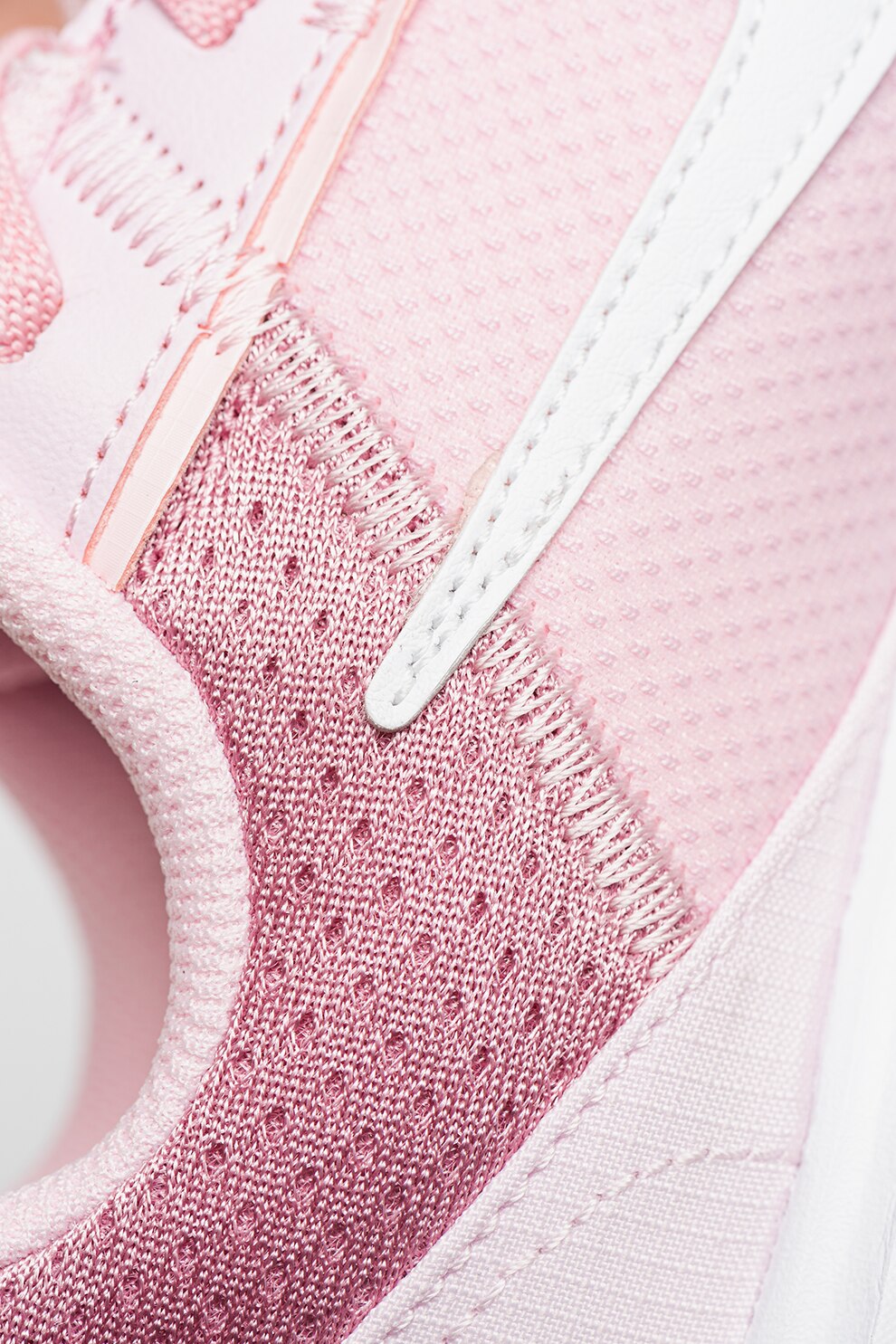 Nike, Pantofi sport low-top Air Max Intrlk Lite, Alb, Roz pastel, 34 EU ...