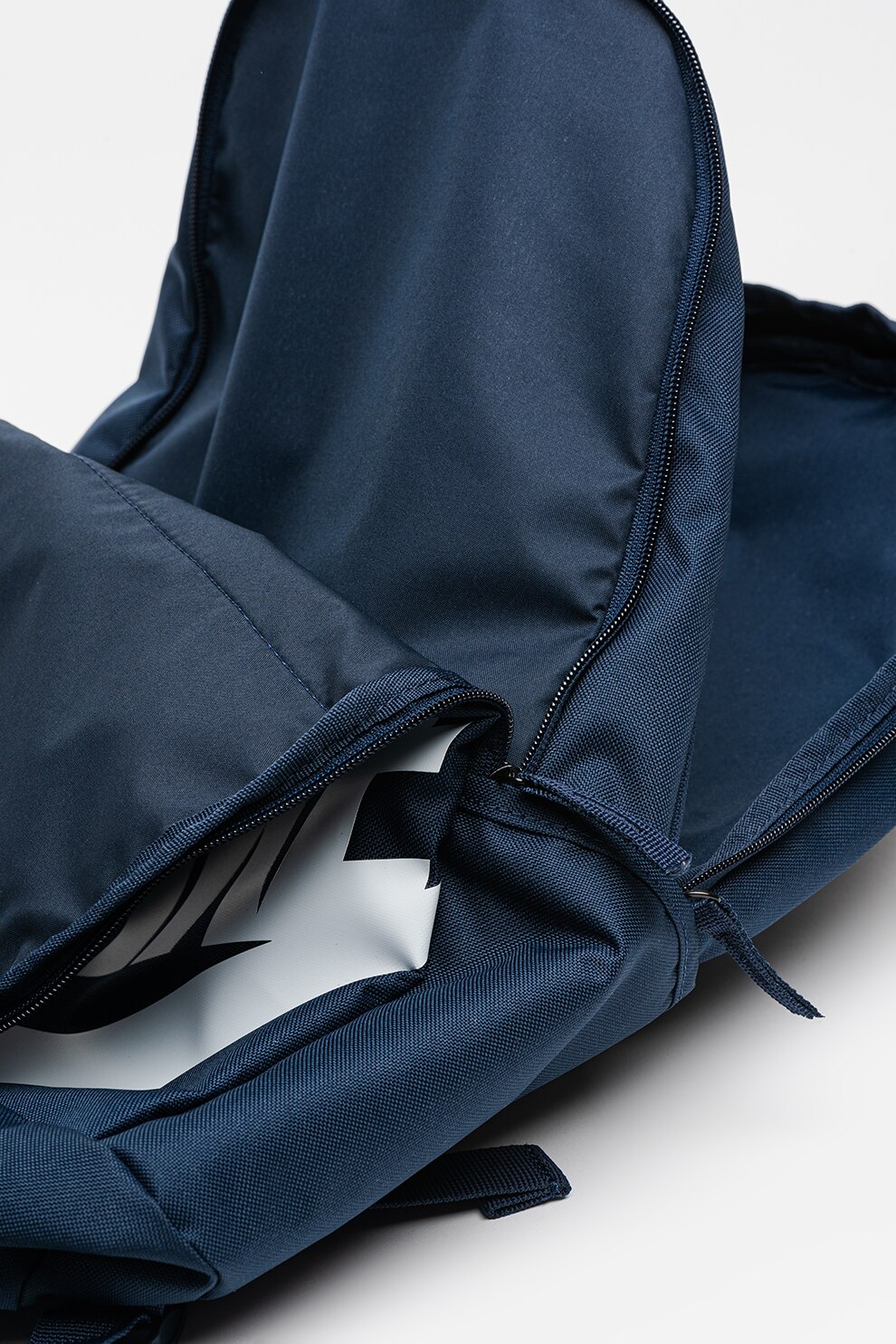 Nike, Rucsac unisex cu logo Element - 21L, Alb, Bleumarin - eMAG.ro