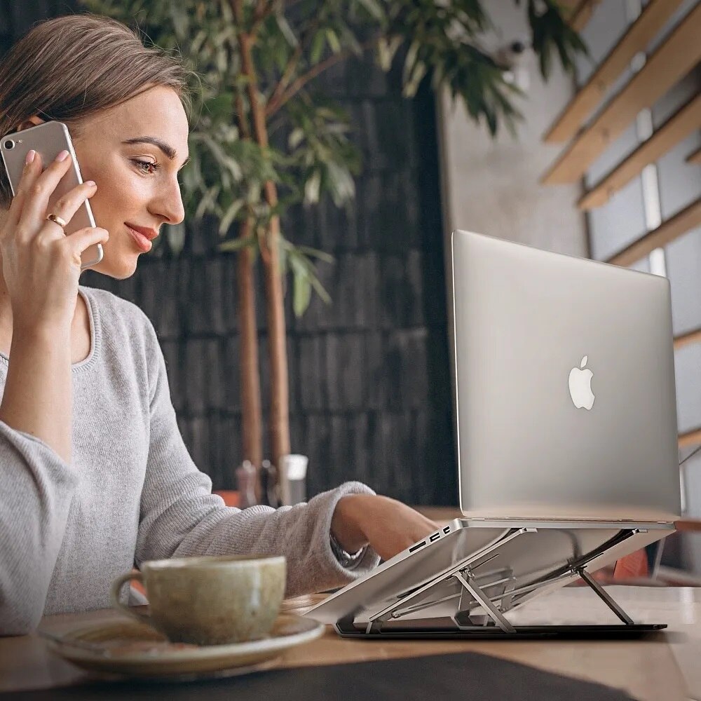 Регулируема поддръжка за лаптоп/таблет The Phone Closet, стабилна ...