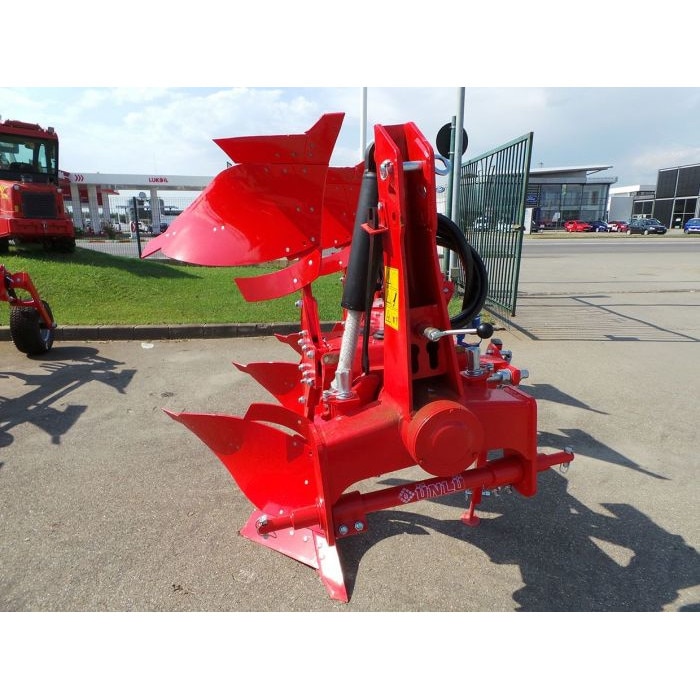 Plug reversibil hidraulic Unlu, cu 4 brazde, 120-140 CP, cormane de 14 ...