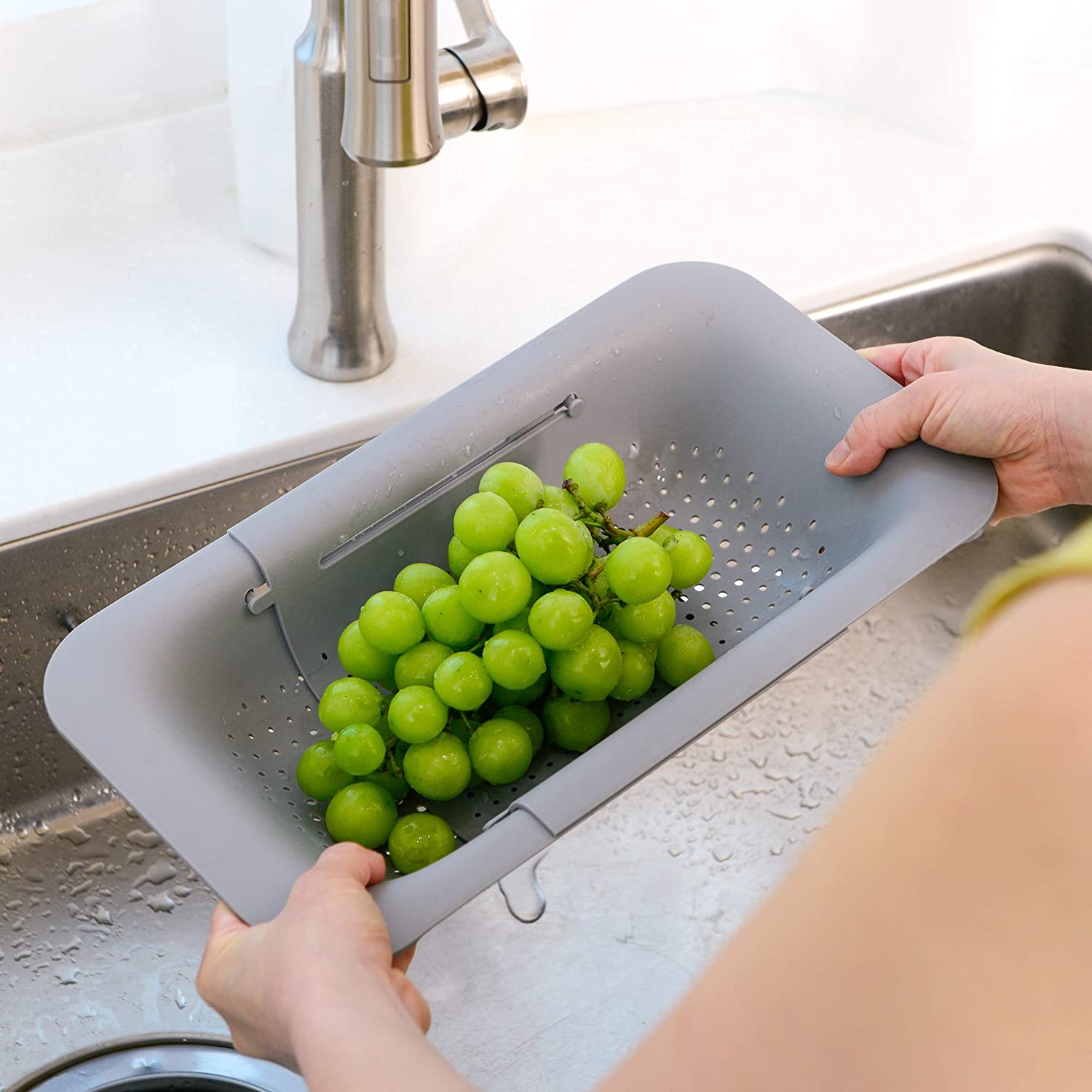 Strecuratoare chiuveta pentru fructe/legume, Extensibil, Plastic, Gri ...