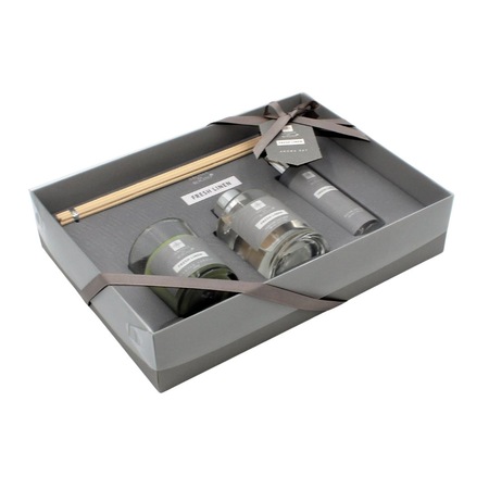 Set odorizant camera si lumanare fresh linen - eMAG.ro