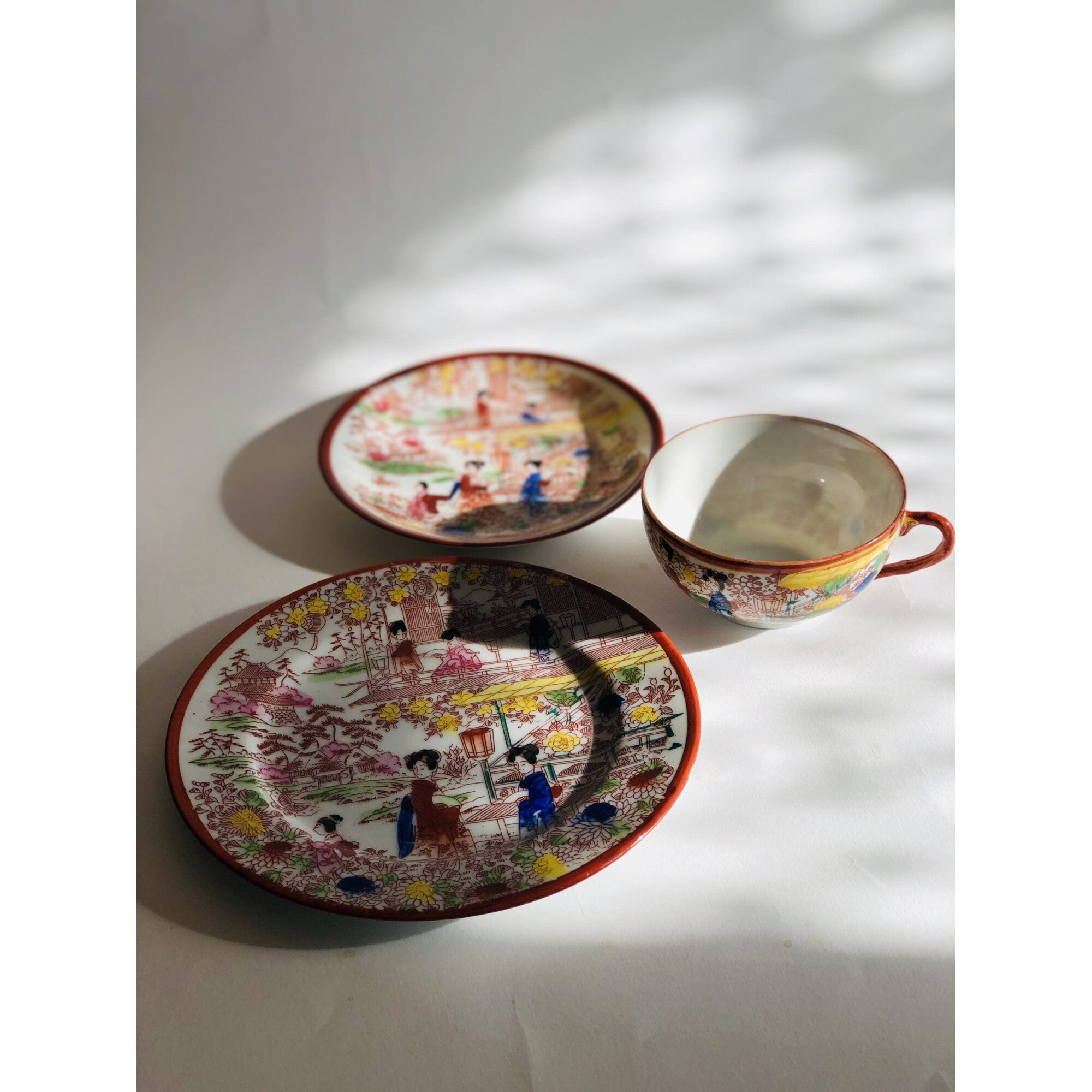 Set 3 piese pentru mic dejun, din portelan japonez, model geishe ...