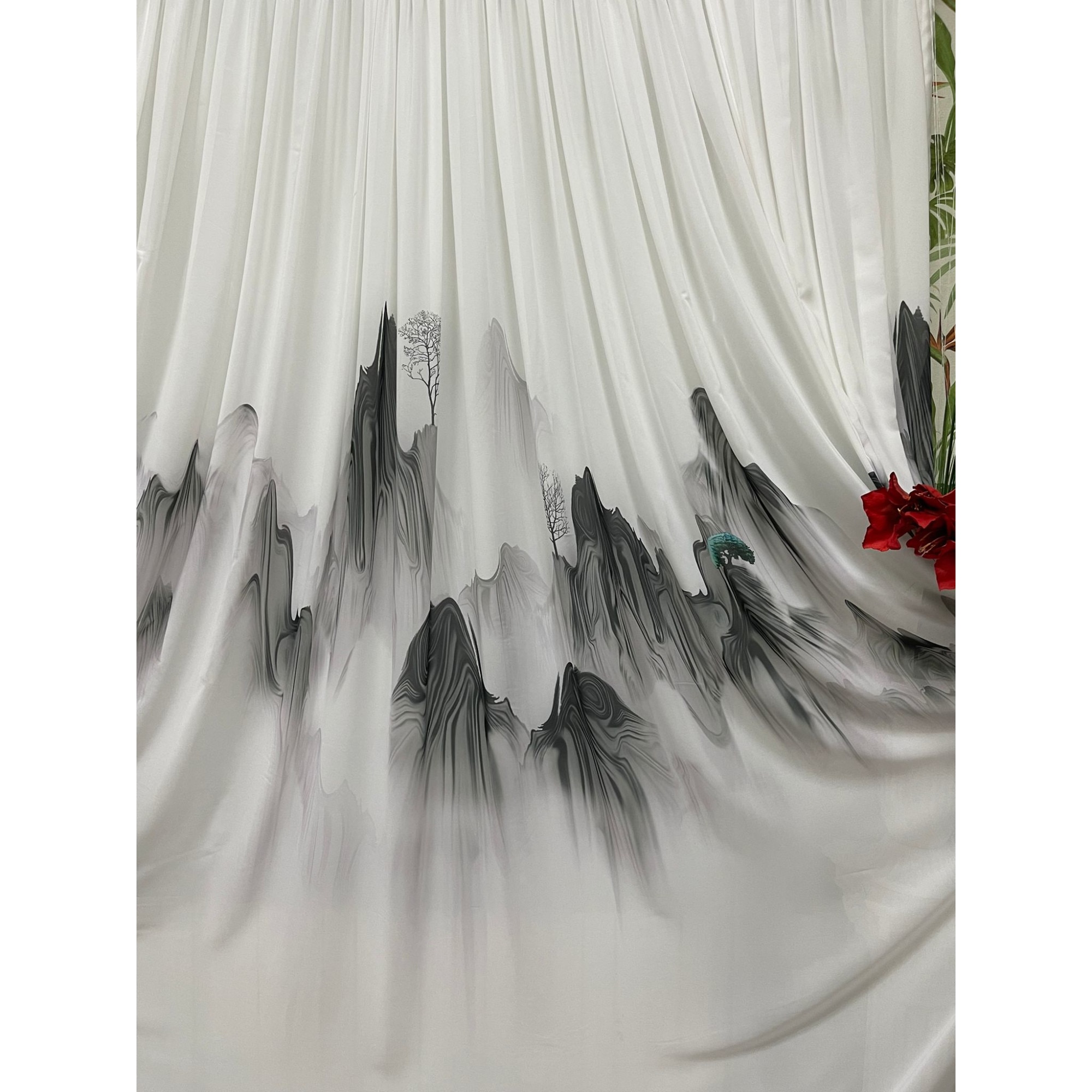 Perdea voal matase culoare alb/gri, 500x245cm colectia "Chinoiserie ...