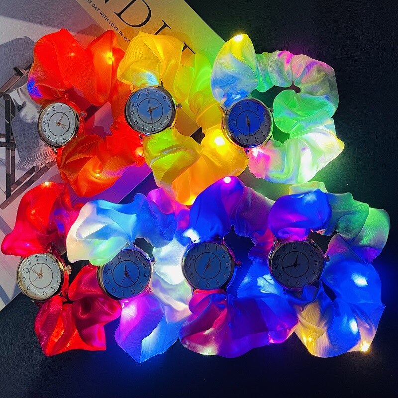 Ceas Dama Elegant cu funda rosie fluorescenta cu becuri intermitente ...