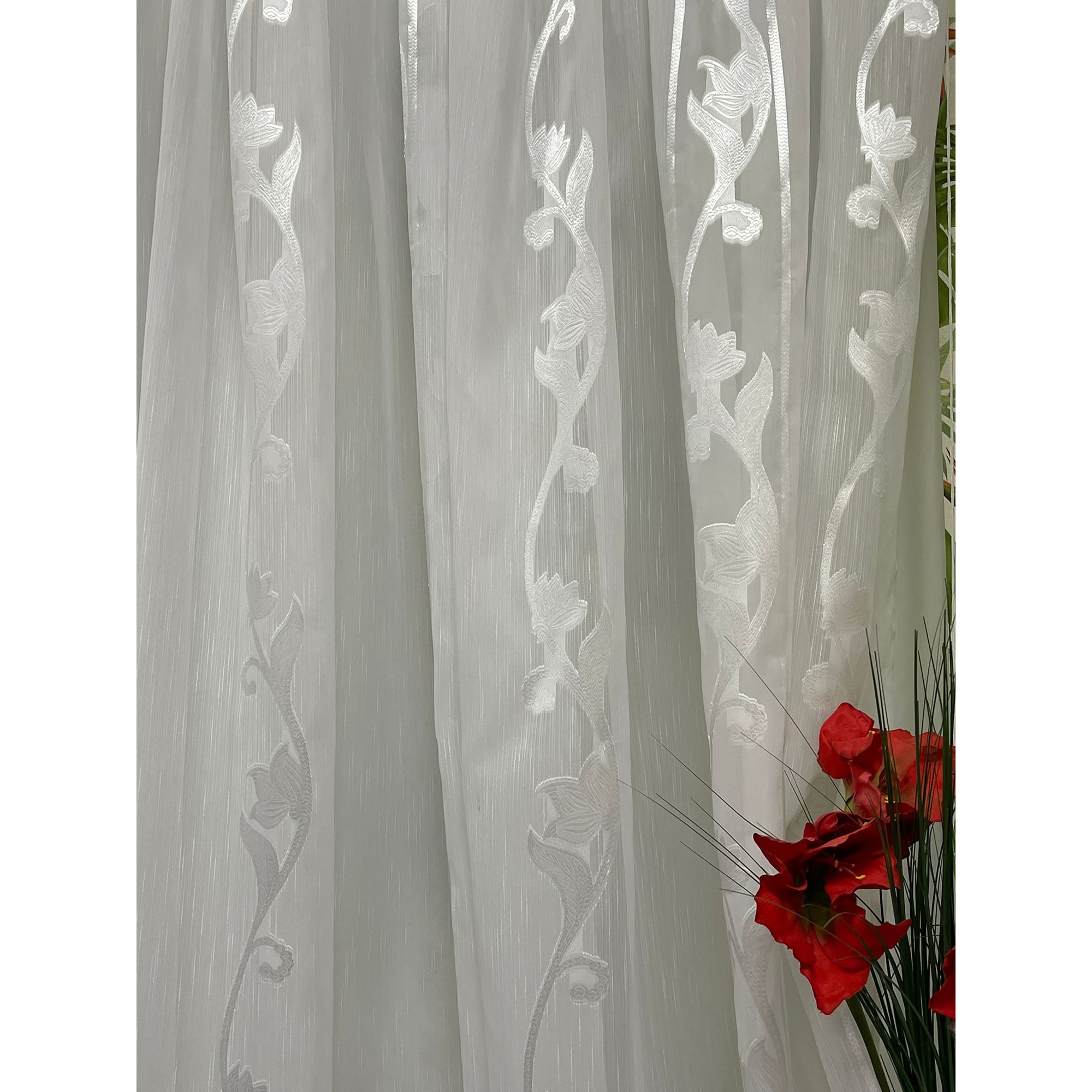 Perdea alba, brodata cu model alb din colectia "Ghioceii" 300x245cm cu ...