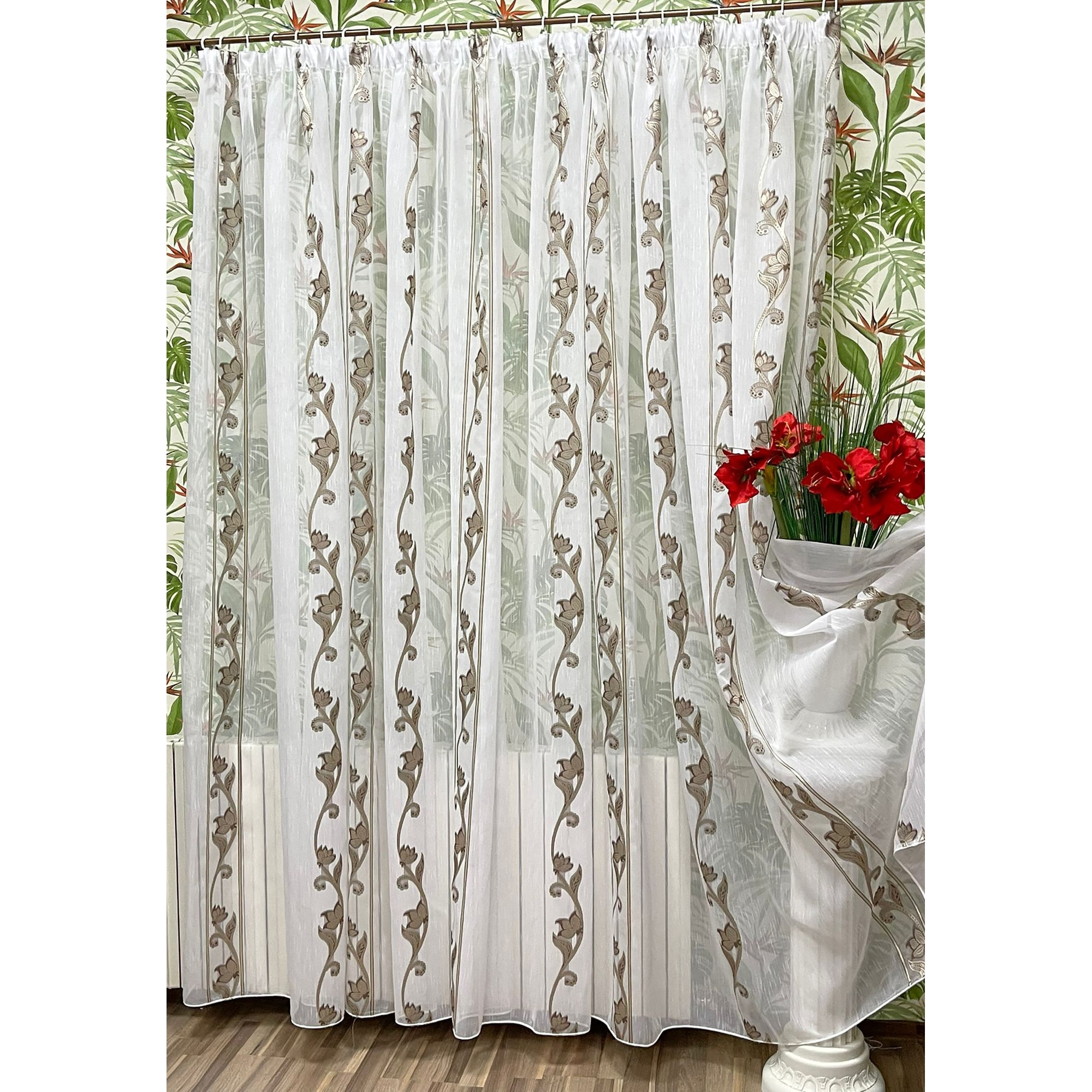 Perdea alba, brodata cu model wenge din colectia "Ghioceii" 150x245cm ...