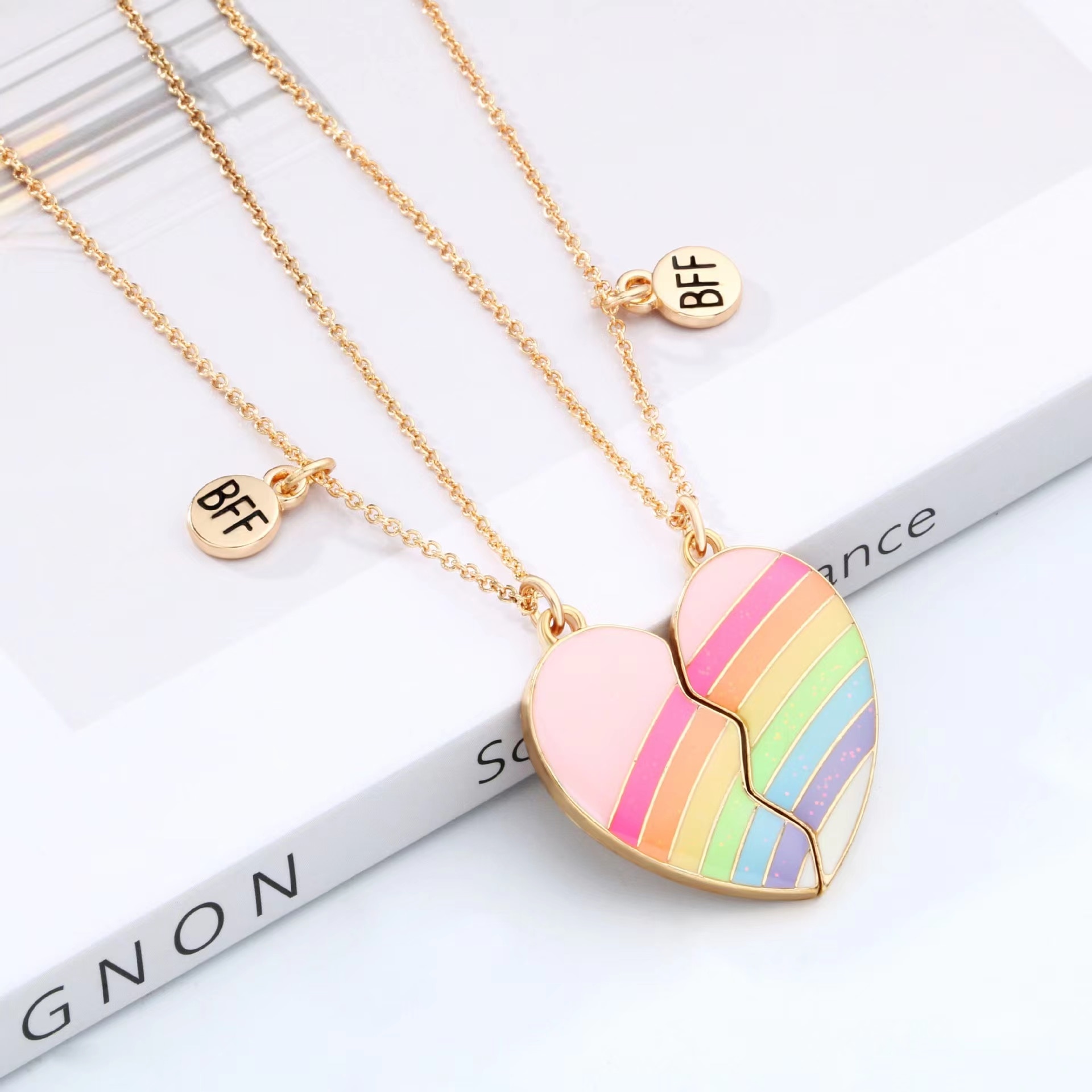 Set 2 lantisoare best friends rainbow, lant de aur - eMAG.ro