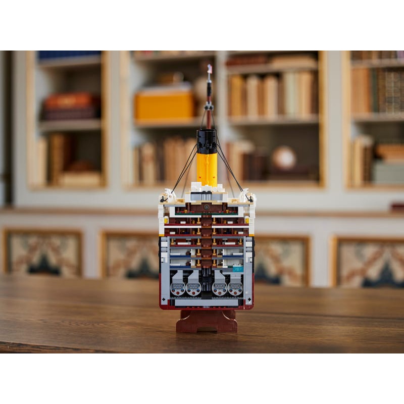 Set 9090xPiese constructie, LEGO®, Titanic, 18+ - eMAG.ro