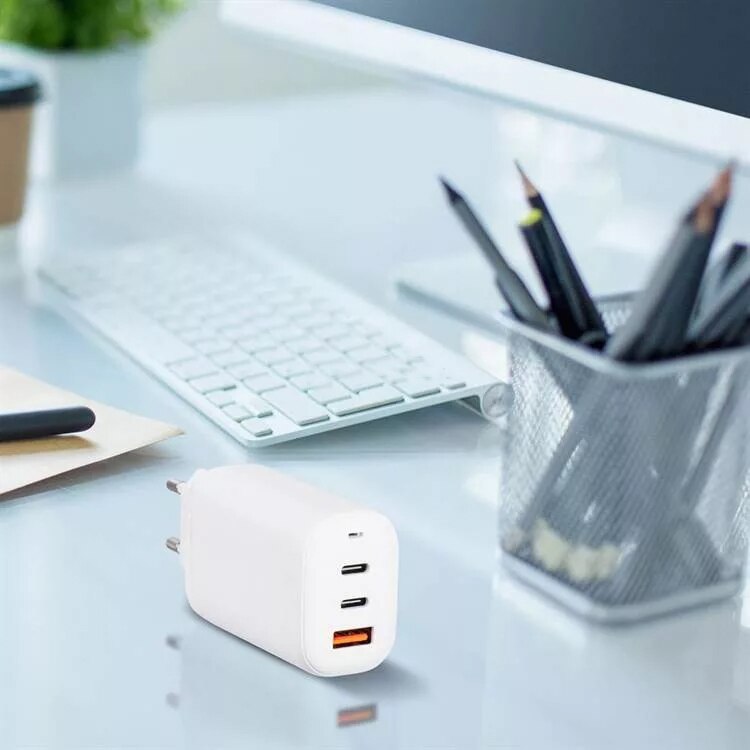 Incarcator retea Forcell GaN, Quick Charge 4.0, 65W, 2 x USB-C, USB A ...