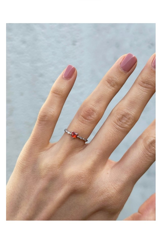 Inel de logodna din argint 925 Colourful Love cu piatra rosie de ...