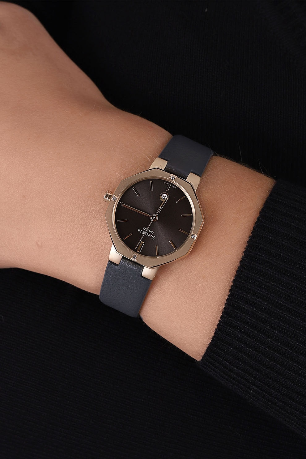 Casio, Ceas cu o curea de piele, Auriu, Negru - eMAG.ro