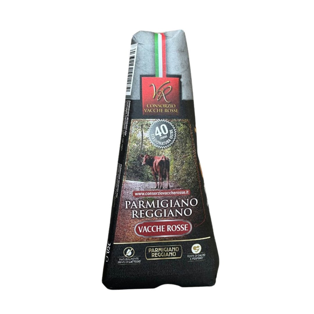 Parmigiano Reggiano Red Cow Parmezán sajt, 40 hónap érlelésű, 500 g ...