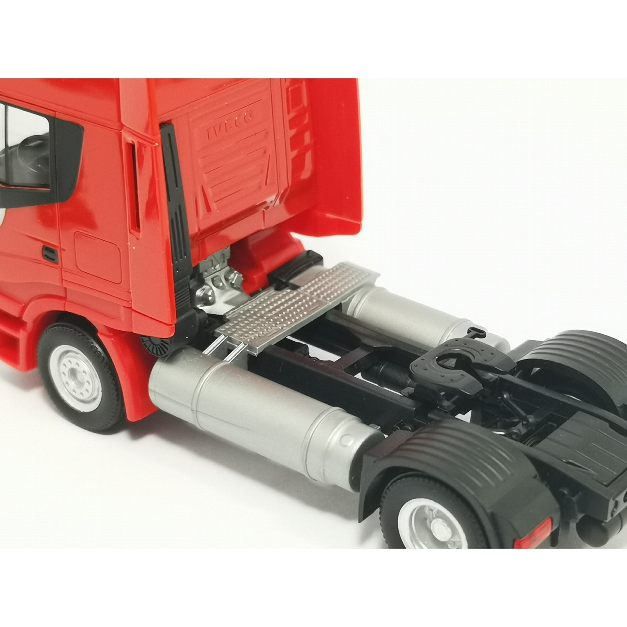 Macheta camion Iveco Stralis NP Rosu L 60mm Scara 1:87 - eMAG.ro