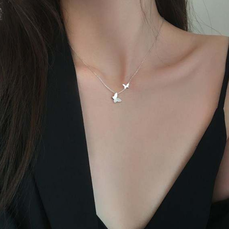Lant dama, delicat, cu 2 pandantive in forma de fluture, model elegant ...