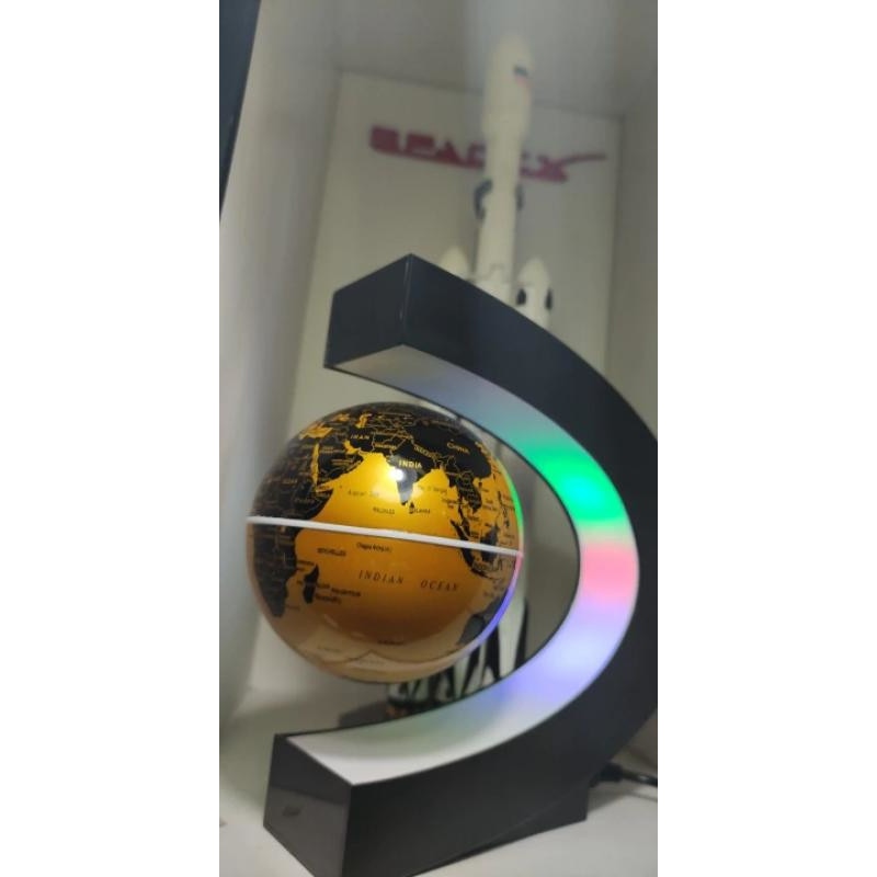 Glob magnetic plutitor Cosmos, Smania, Auriu - eMAG.ro