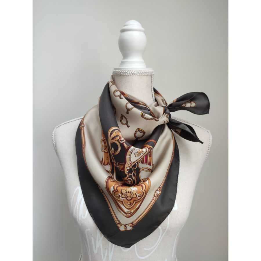 Batic matase Majorca, gri/bej, 90 cm x 90 cm - eMAG.ro