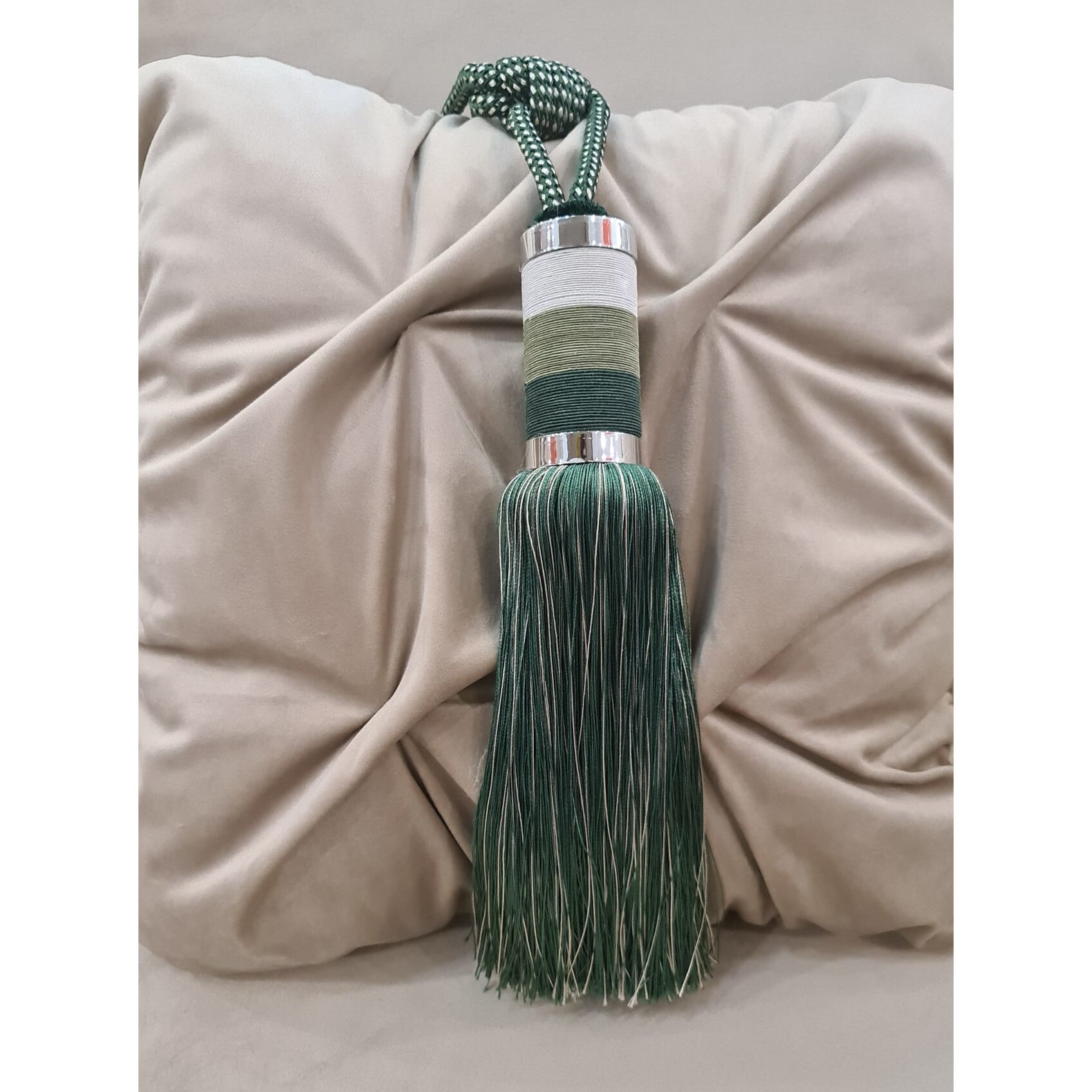 Ciucure decorativ cu snur pentru perdele si draperii, Canaf Emerald ...