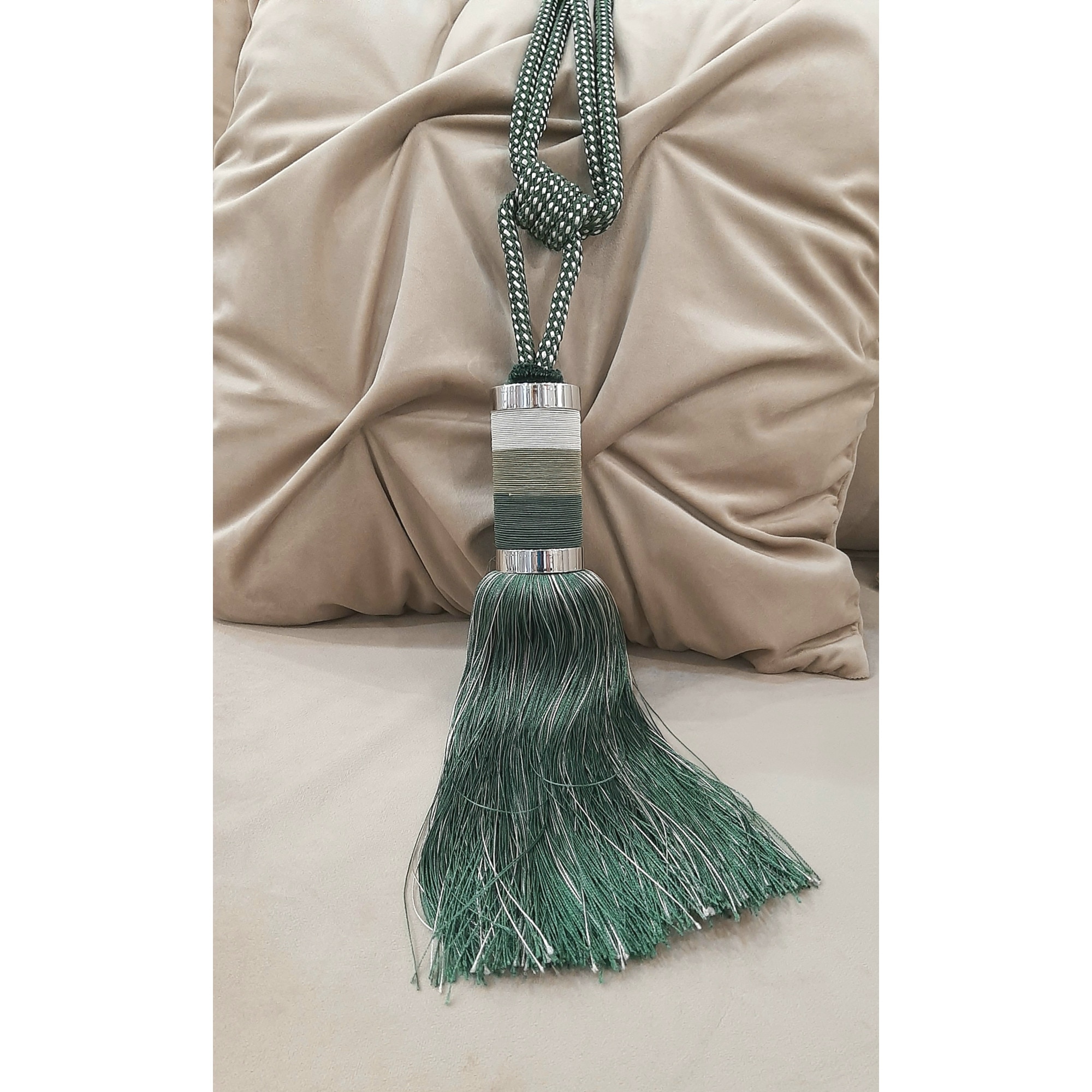 Ciucure decorativ cu snur pentru perdele si draperii, Canaf Emerald ...