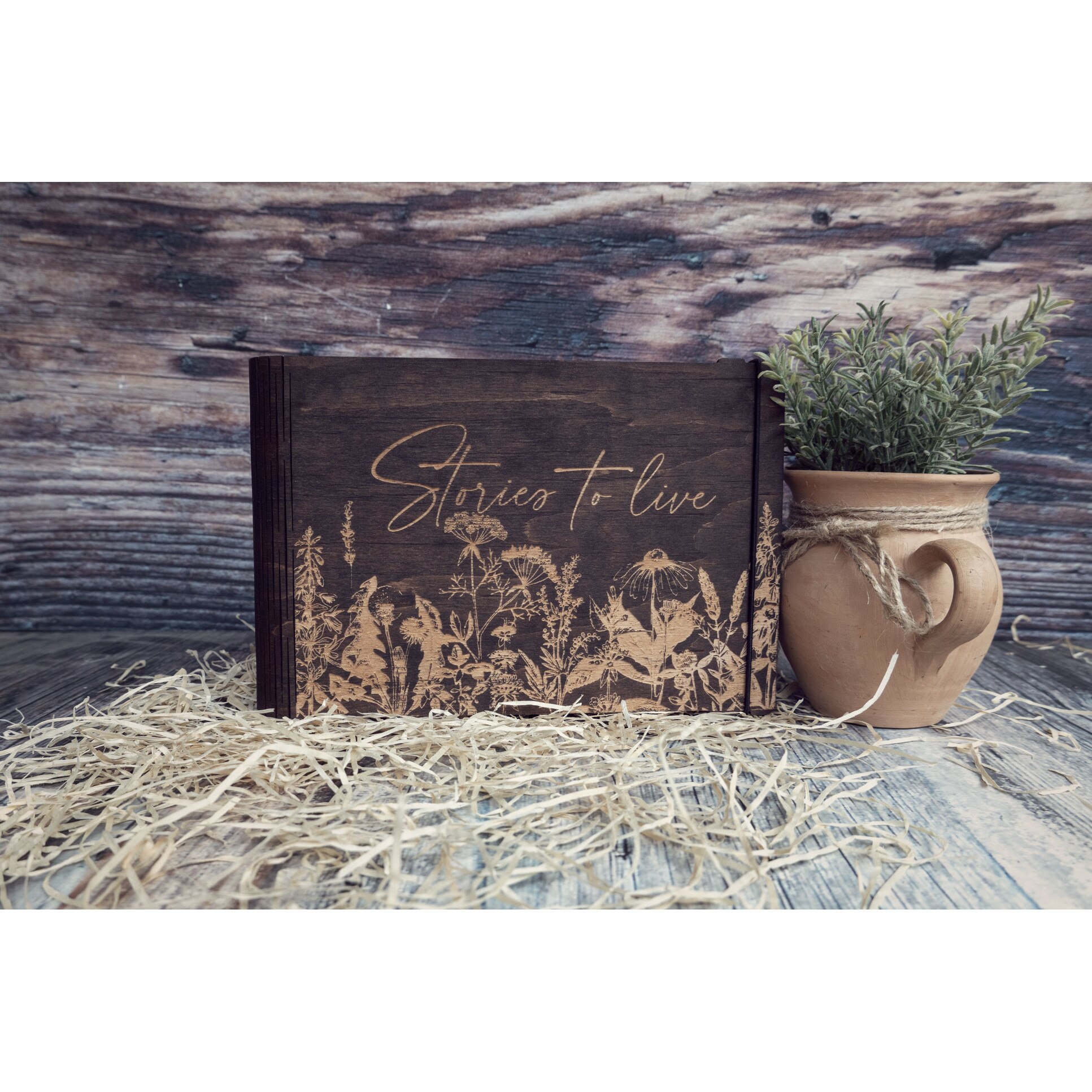 Album foto A5 din lemn, VintageBox, model Flori de Camp – Dark ...