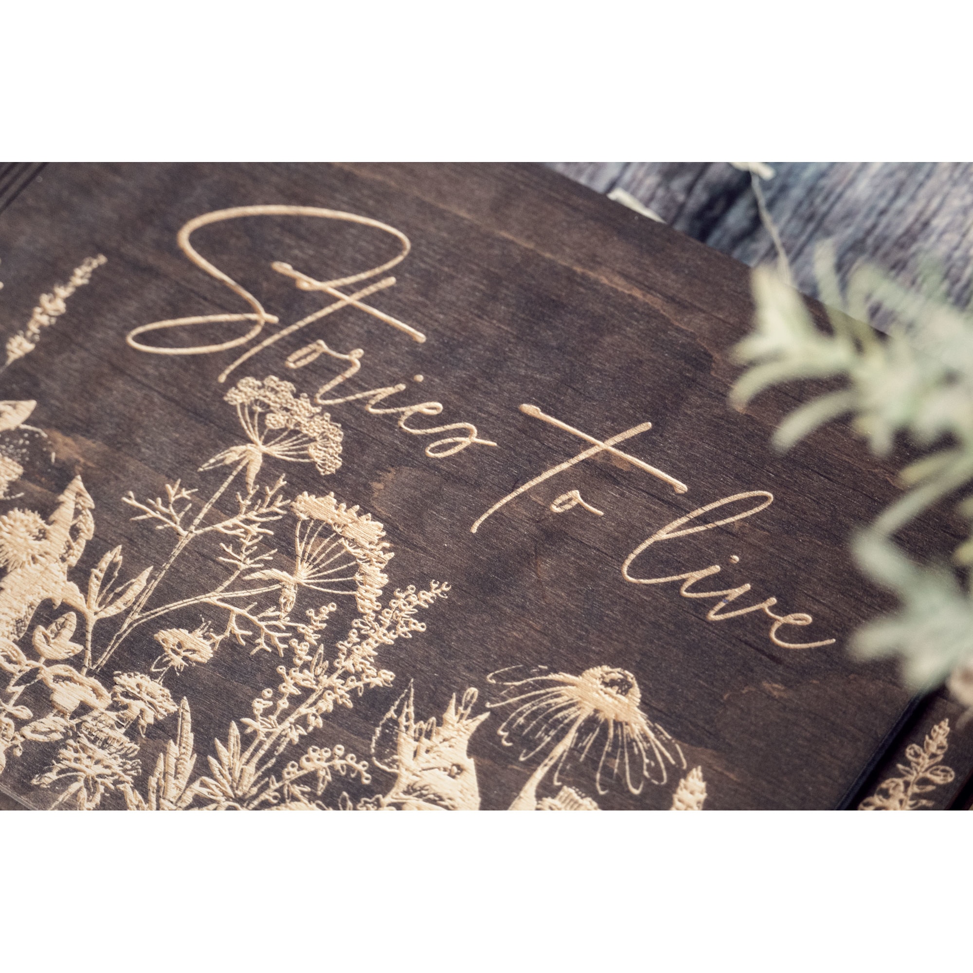 Album foto A5 din lemn, VintageBox, model Flori de Camp – Dark ...