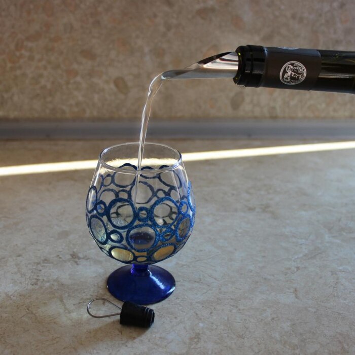 Set de 4 dopuri pentru sticle din sticla, material otel si silicon, 8x2 ...