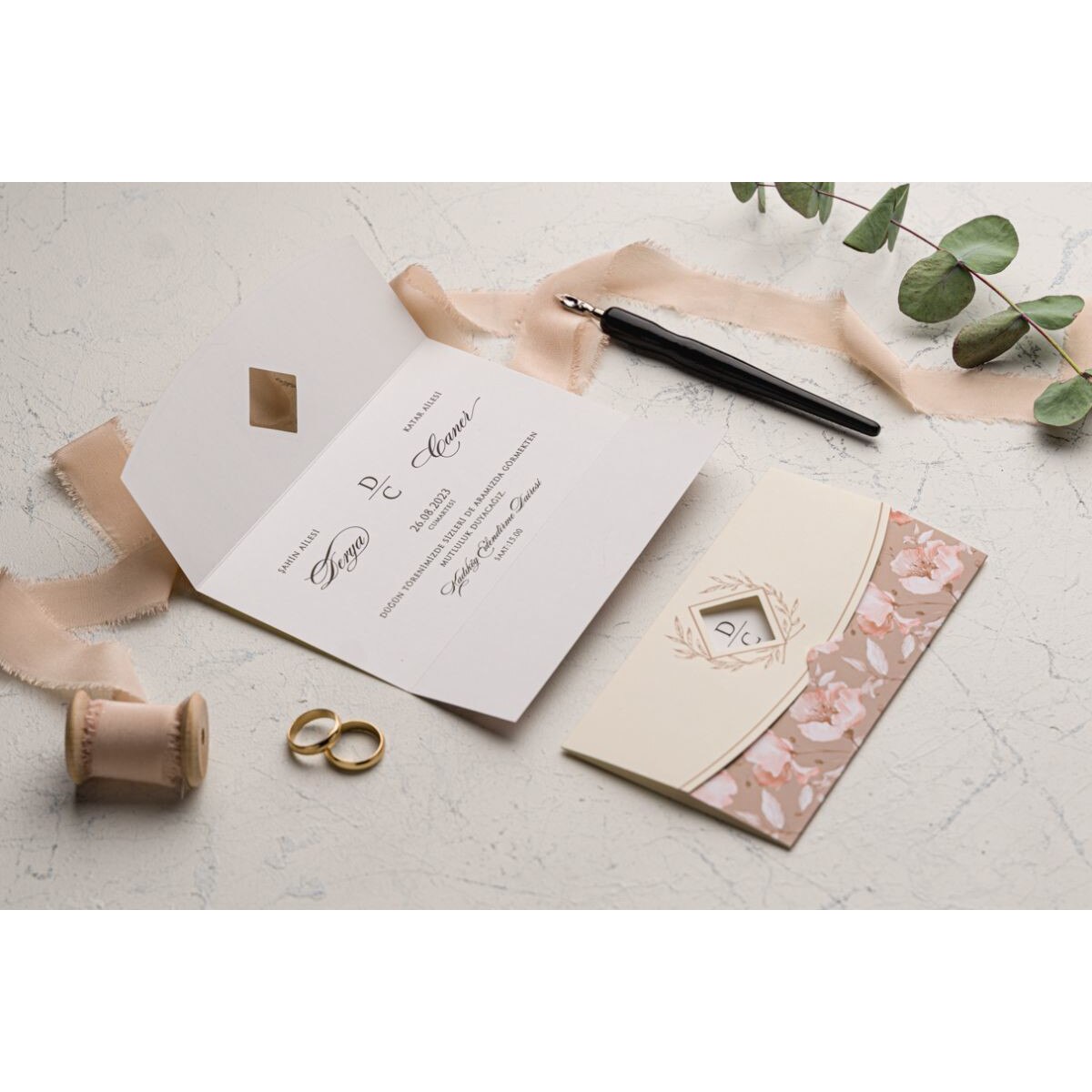 Invitatie de nunta eleganta cu elemente florale, Cod 9161 - eMAG.ro