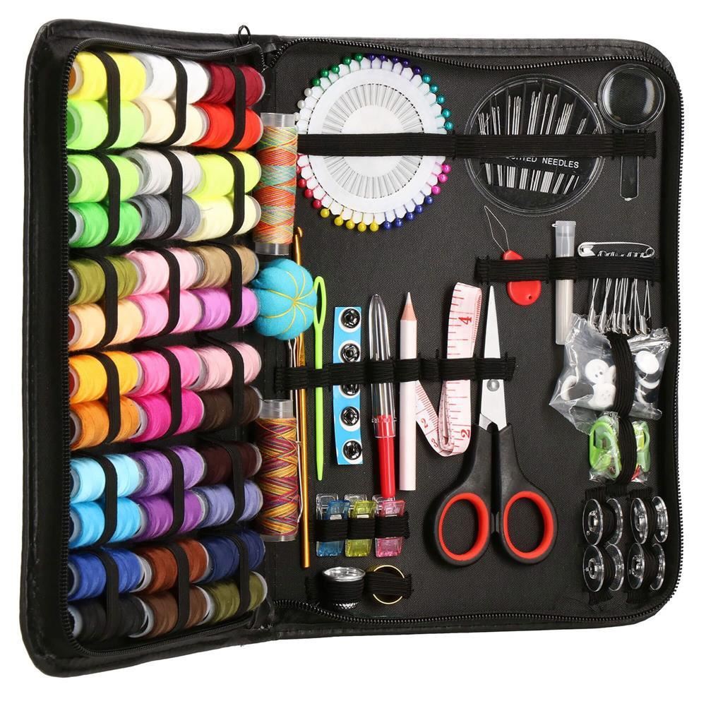 Trusa de croitorie, ace cusut, papiote diverse culori, foarfeca si ...