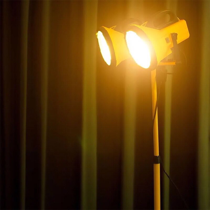 Trepied pentru 2 reflectoare LED - eMAG.ro