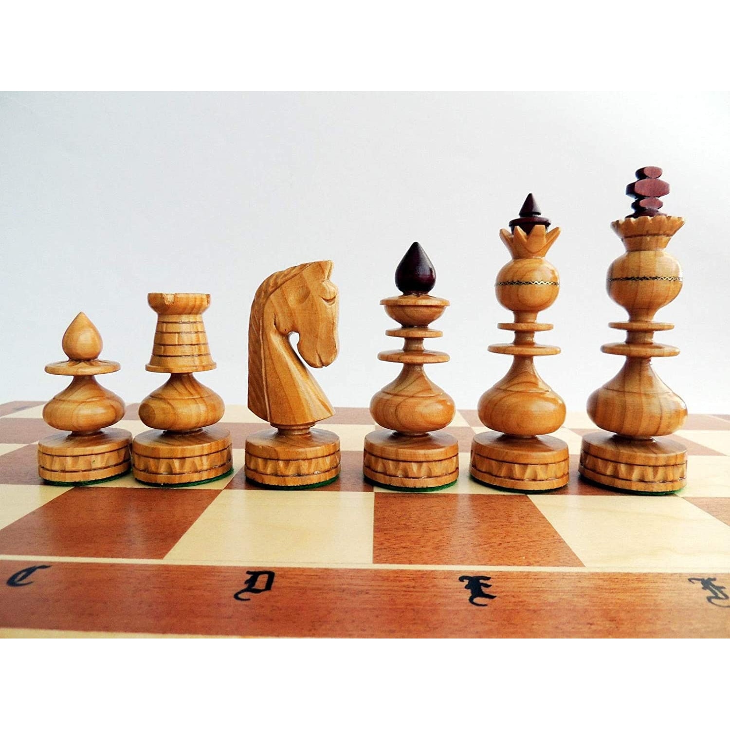 Set de sah Master of Chess, Model clasic, Tabla pliabla, 59 x 59 cm ...