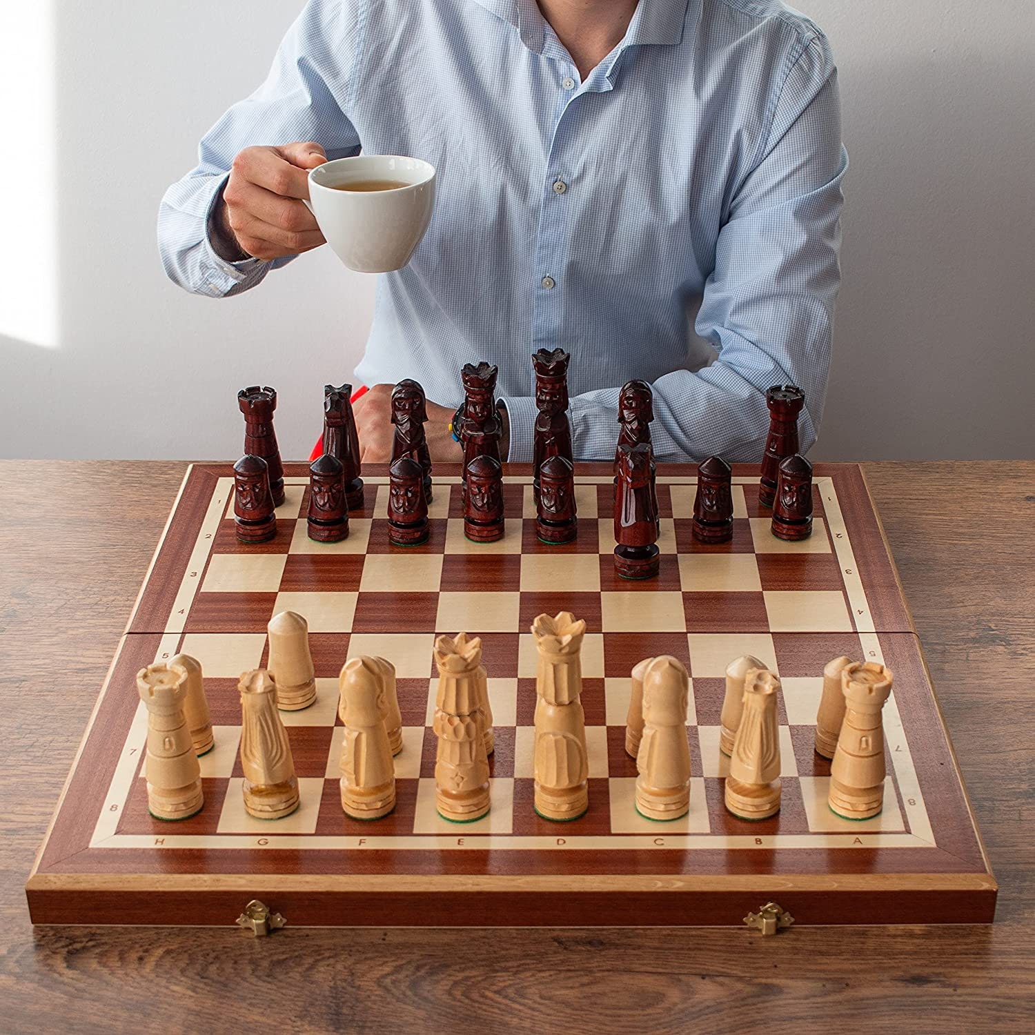 Set de sah Master of Chess, Model clasic, Tabla pliabla, 56 x 56 cm ...