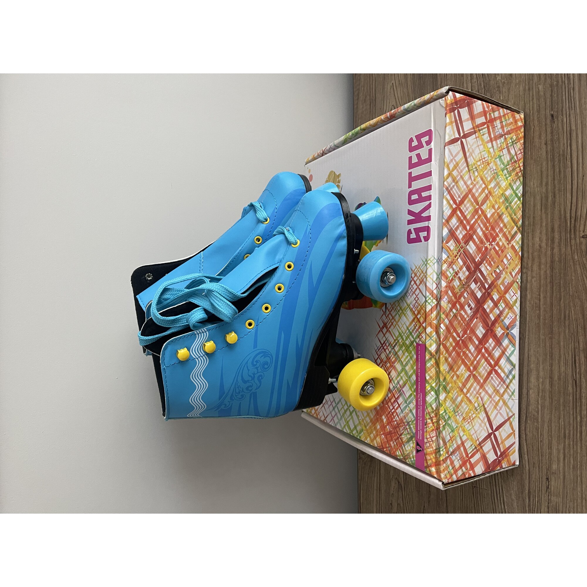 Role Go Kart cu 4 roti retro marime 41, culoare albastru - eMAG.ro