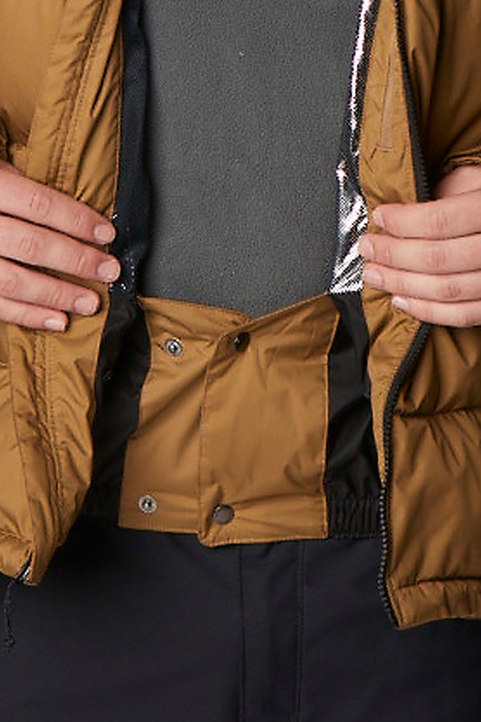 Columbia, Подплатено зимно яке Iceline Ridge™, Черен, Камел, M - eMAG.bg