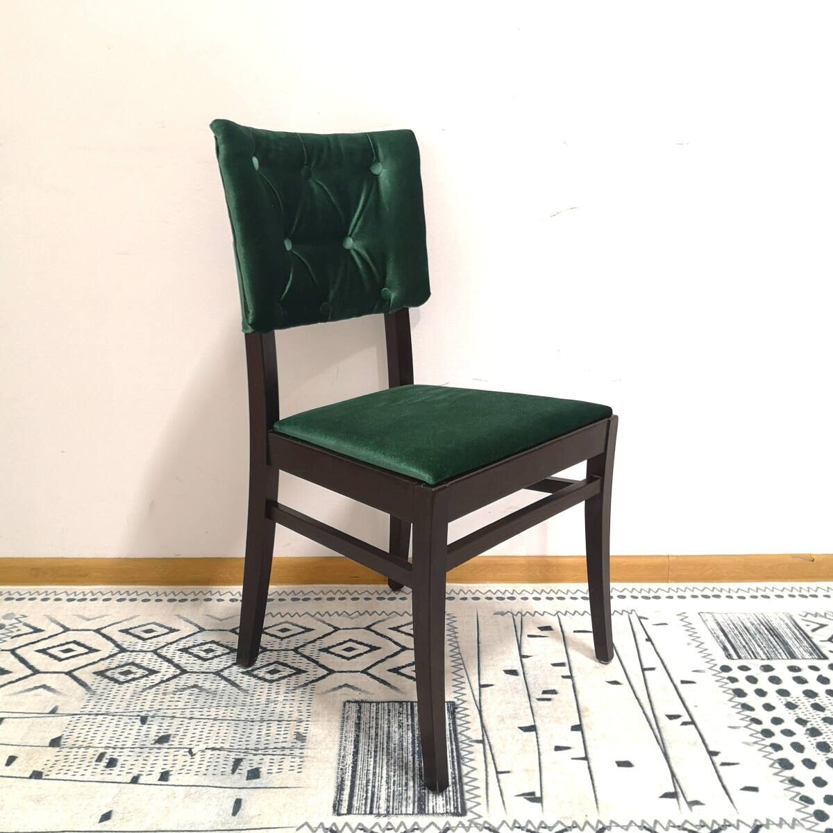 Scaun tip Chesterfield, verde smarald, 47x44x88 cm - eMAG.ro