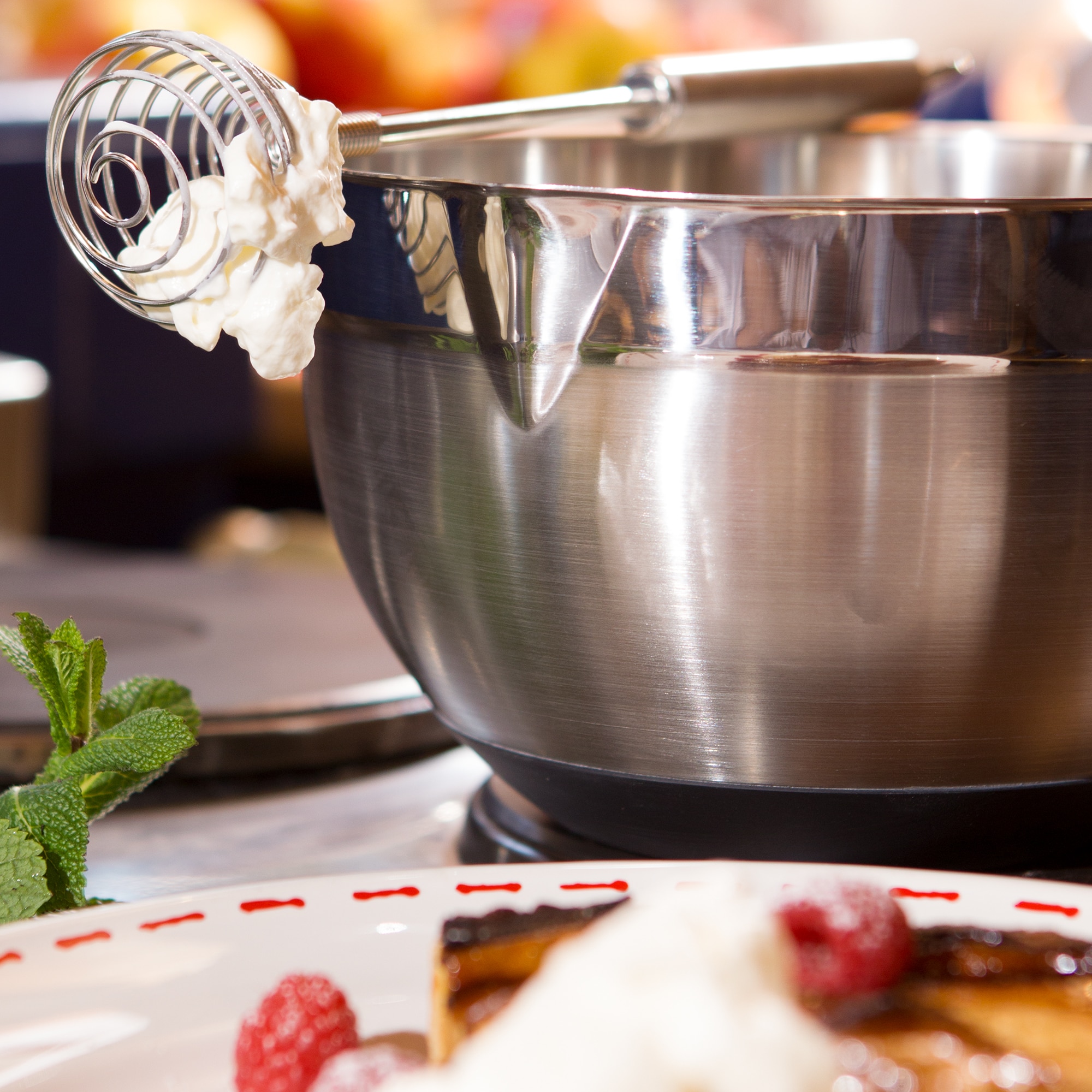 Tel spiralat Rösle, ideal pentru frisca/creme, otel inoxidabil, maner ...