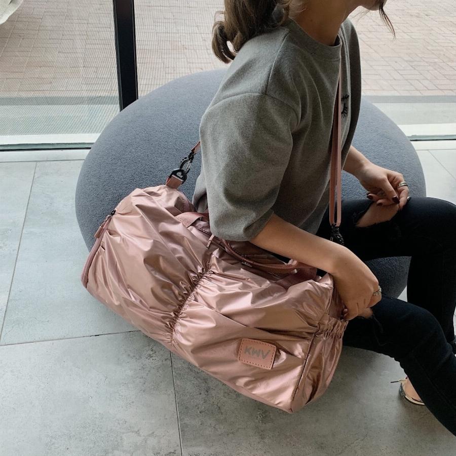 Geanta sport pentru sala cu aspect metalic, impermeabila, cu ...