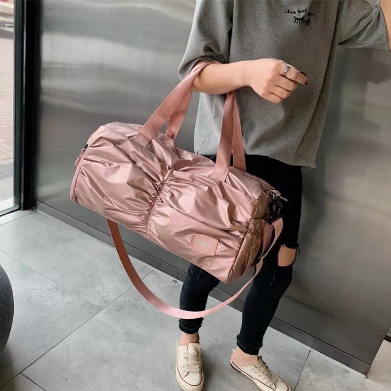 Geanta sport pentru sala cu aspect metalic, impermeabila, cu ...