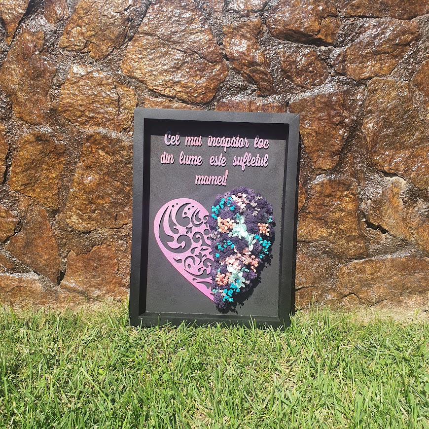 Tablou Inima cu licheni si flori stabilizate cu mesaj pentru Mama ...