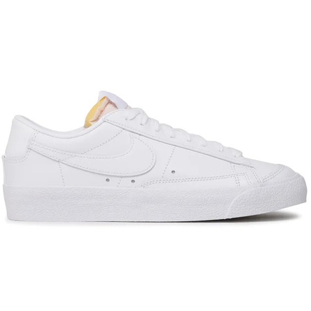 Спортни обувки Nike Blazer Low 77 DC4769-101, бели, 36 EU - eMAG.bg