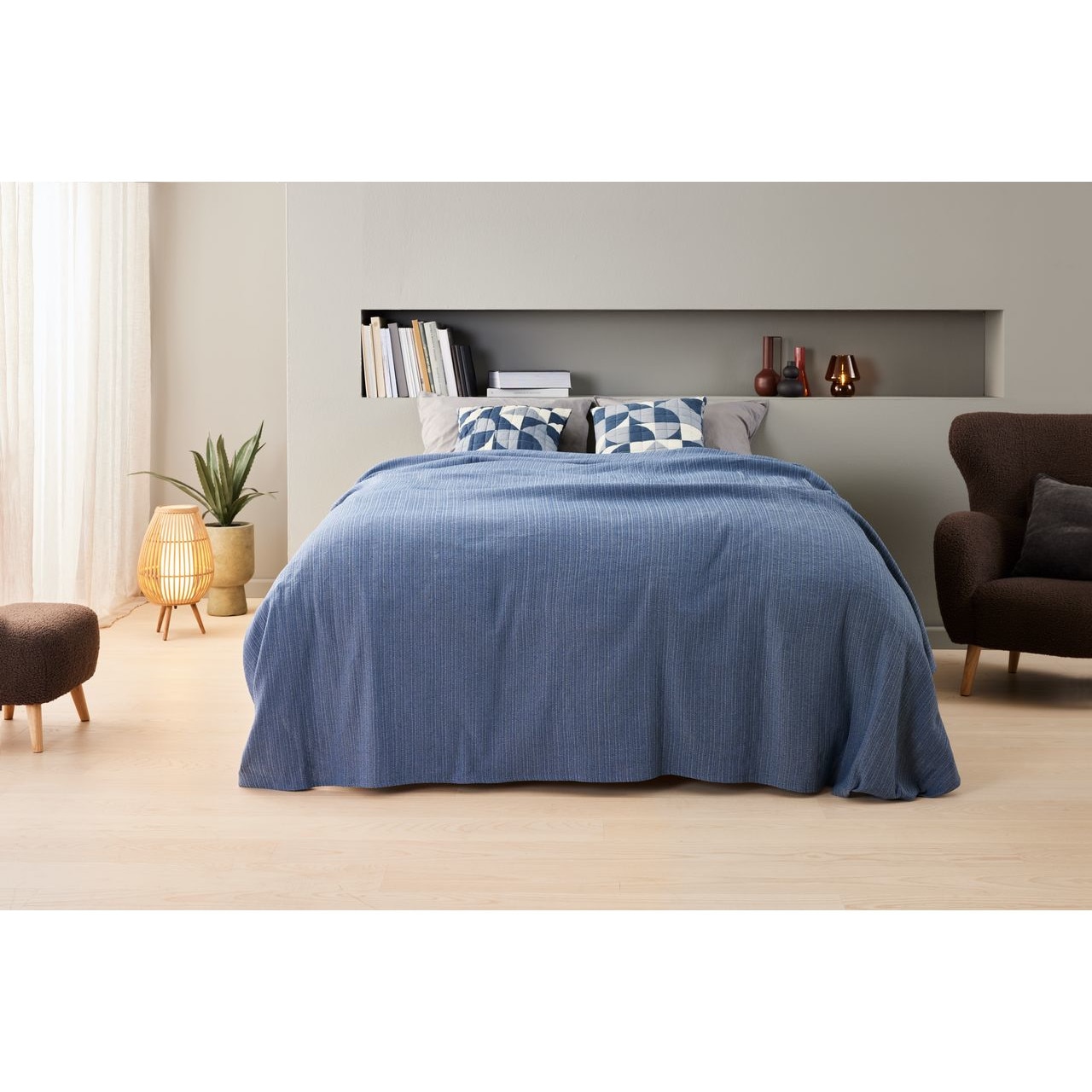 Cuvertura de pat, 92% bumbac si 8% poliester, 240x260 cm, Albastru ...