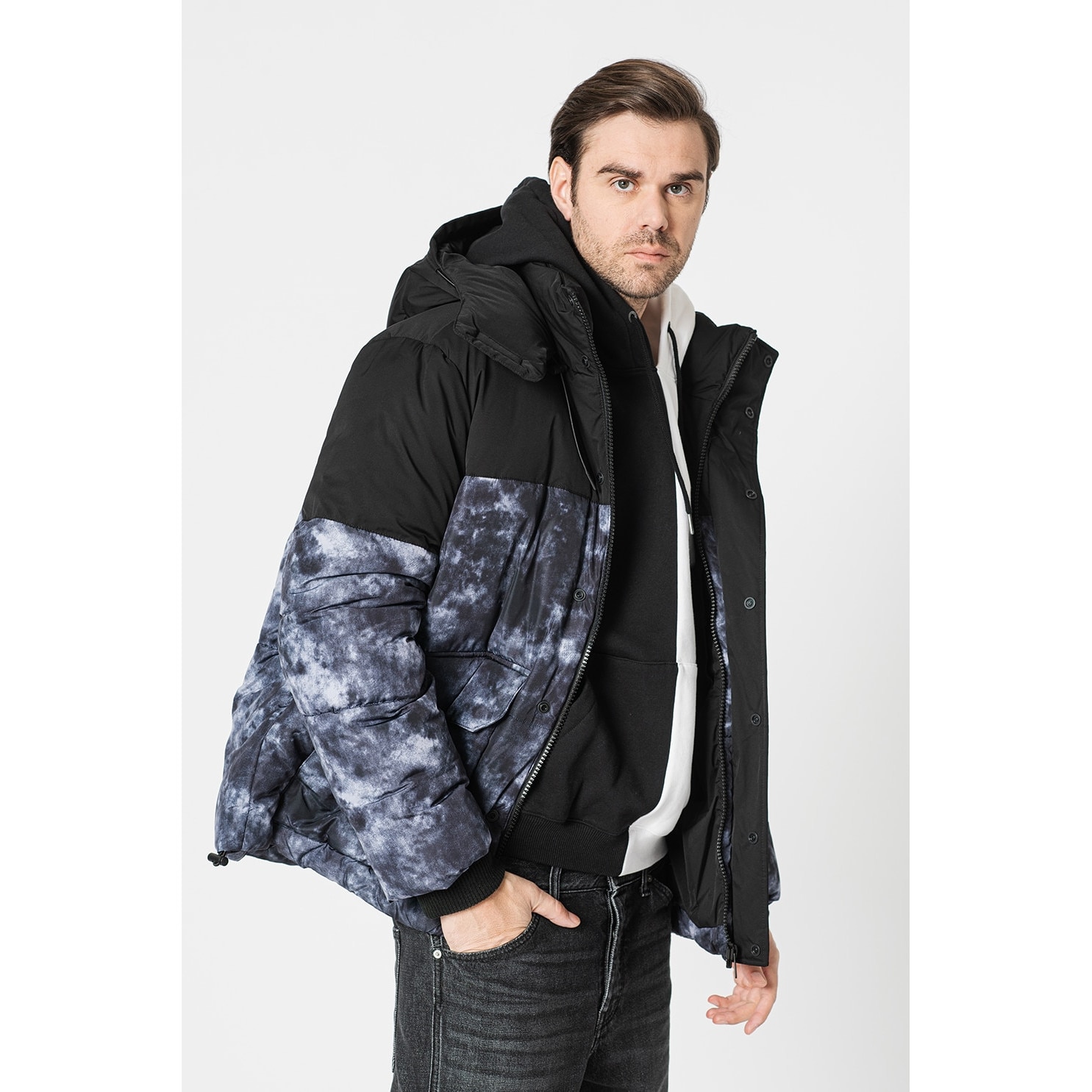 Яке с качулка Calvin Klein Jeans Cloud Print Puffer SKUJ30J316627 ...