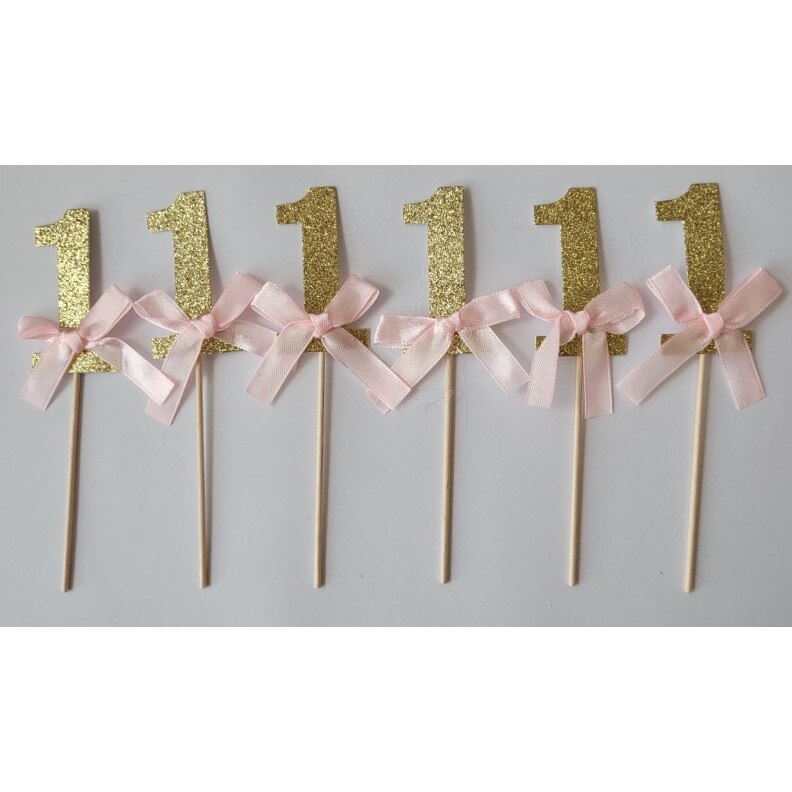 Set 6 decoratiuni tort / briosa 1 an roz si auriu 6 cm - eMAG.ro