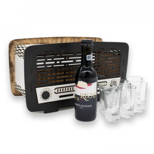 Pachet Minibar, Bran Visinata 30%vol. 0.7L, vin Recas Sauvignon si ...