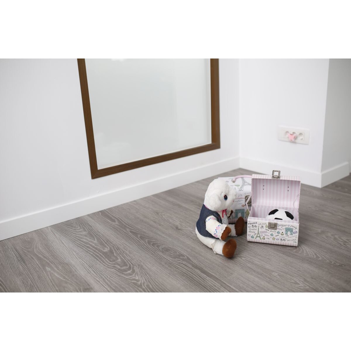 Plinta alba MDF, profil Ambition HA80, 16x80mm, 2,43m lungime - eMAG.ro