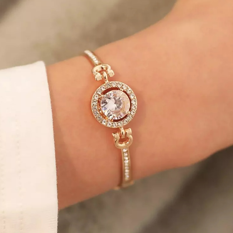 Bratara dama, model fashion, cristale semipretioase, aurie, dimensiune ...