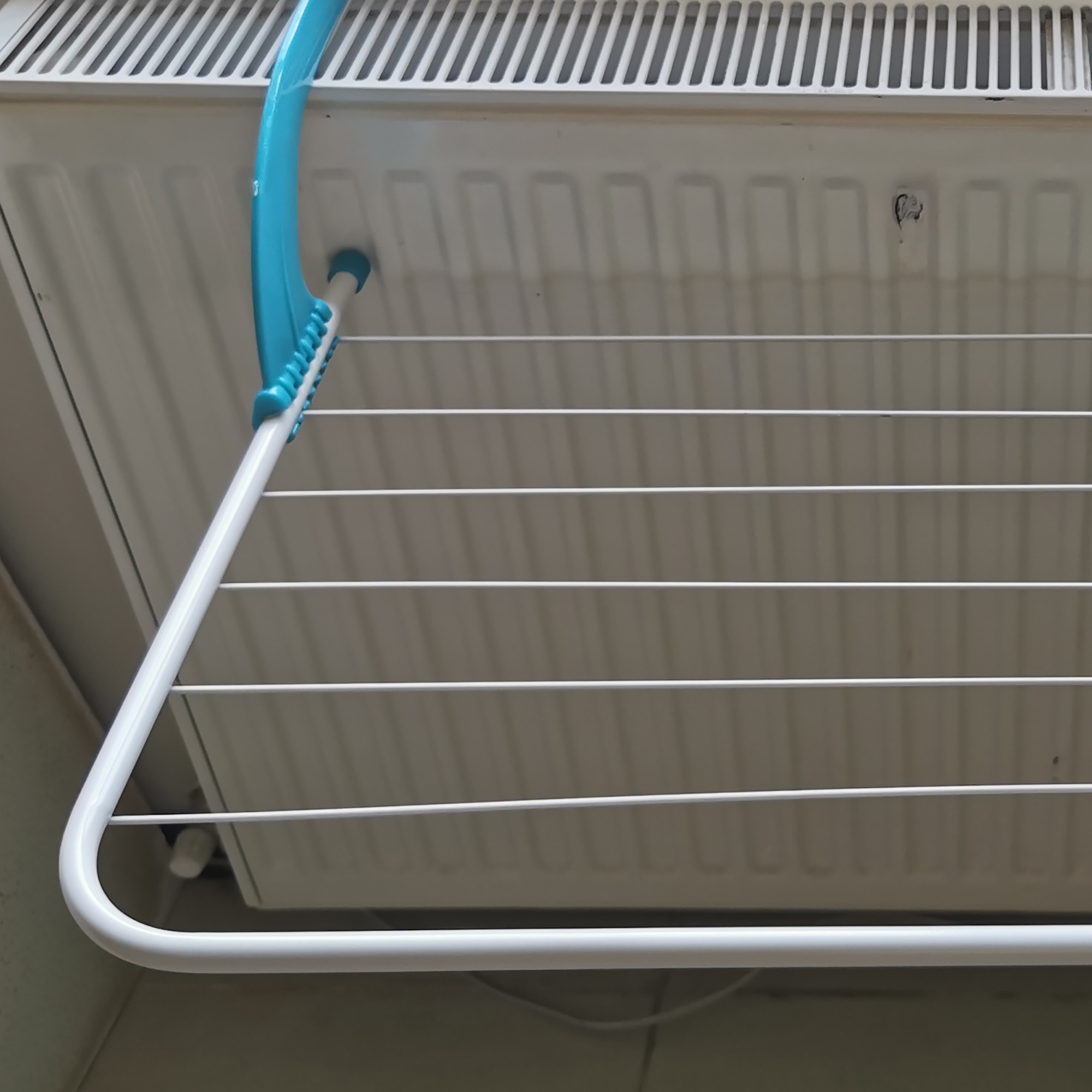 Uscator rufe cu sistem agatare pentru balcon sau calorifer, LifeTime ...