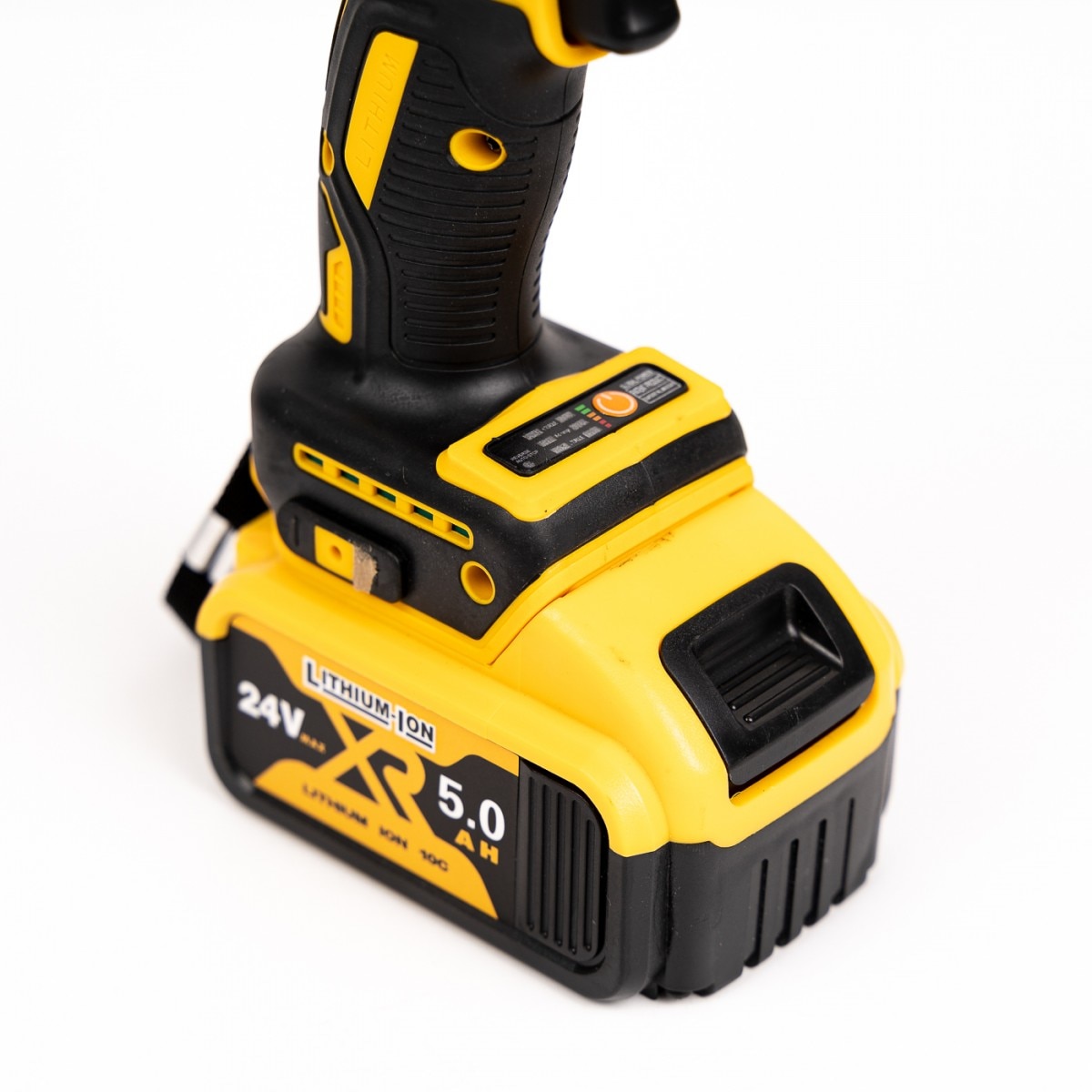 Masina de insurubat cu impact pe acumulator, A&T, 24 V, 5 Ah, 2 acumulatori, incarcator - eMAG.ro