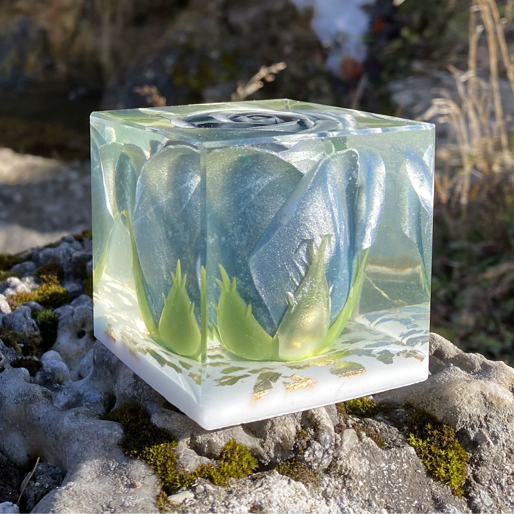 Trandafir Argintiu Cu Foita De Aur, Incastrat In Rasina Epoxidica, Cub ...